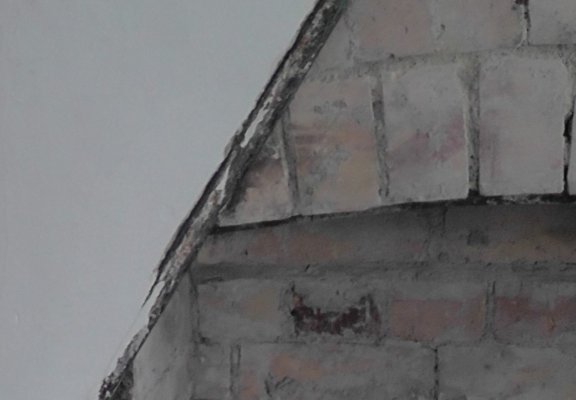 metal conduit founder under plaster. | Period Property UK