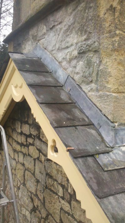 How tightly should lead flashing be dressed to a NOT flat old stone ...