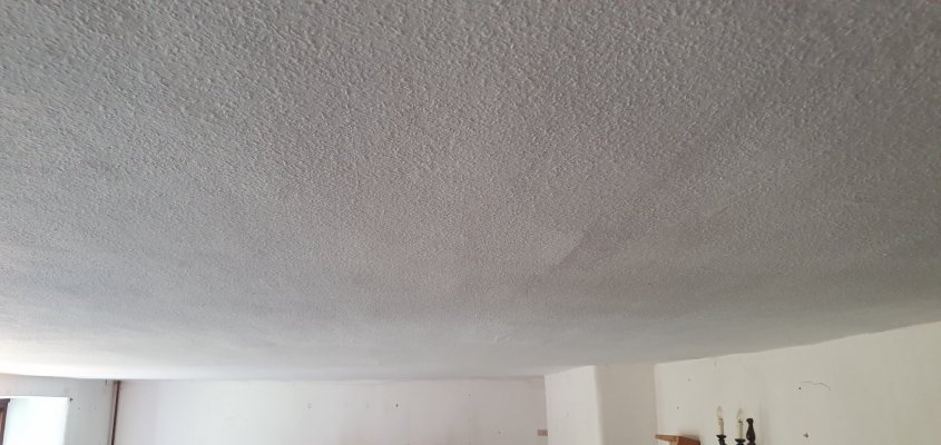 making good a woodchip wallpaper covered ceiling in old house | Period ...